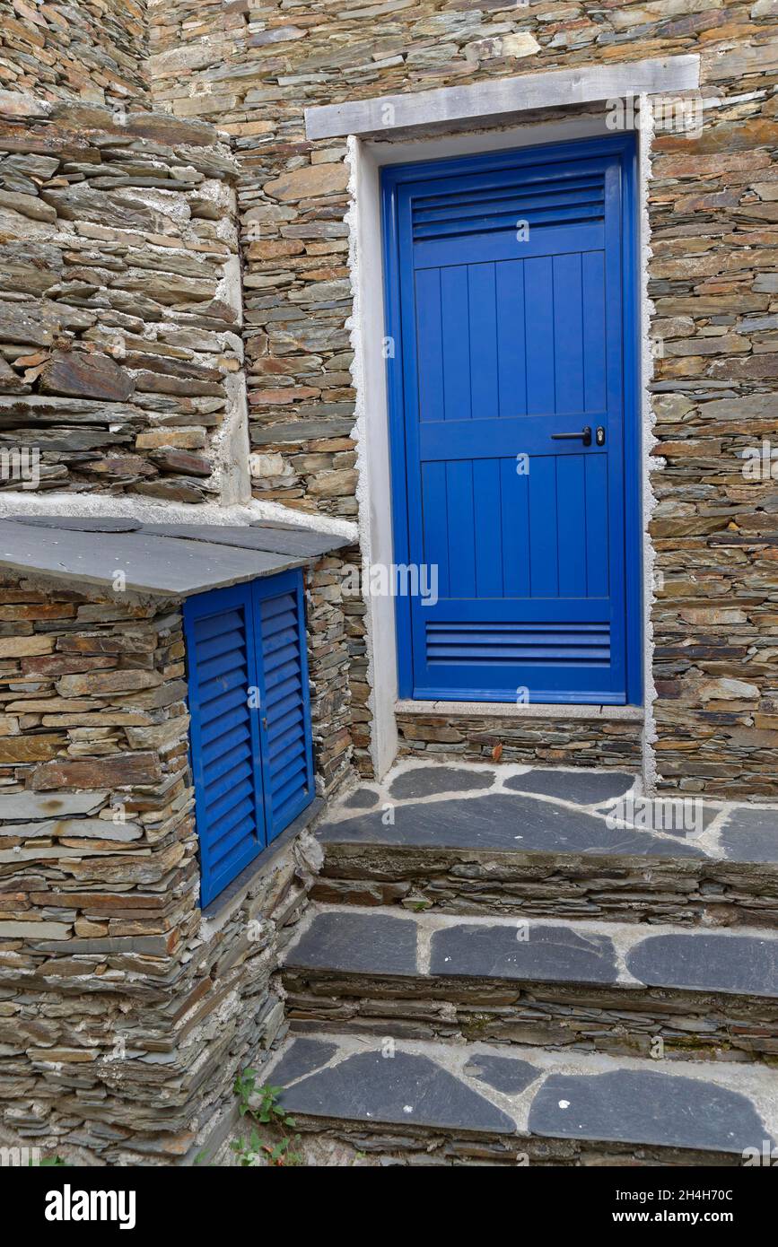 Slate village Piadao, Serra da Estrela, region Centro, Portugal Stock ...