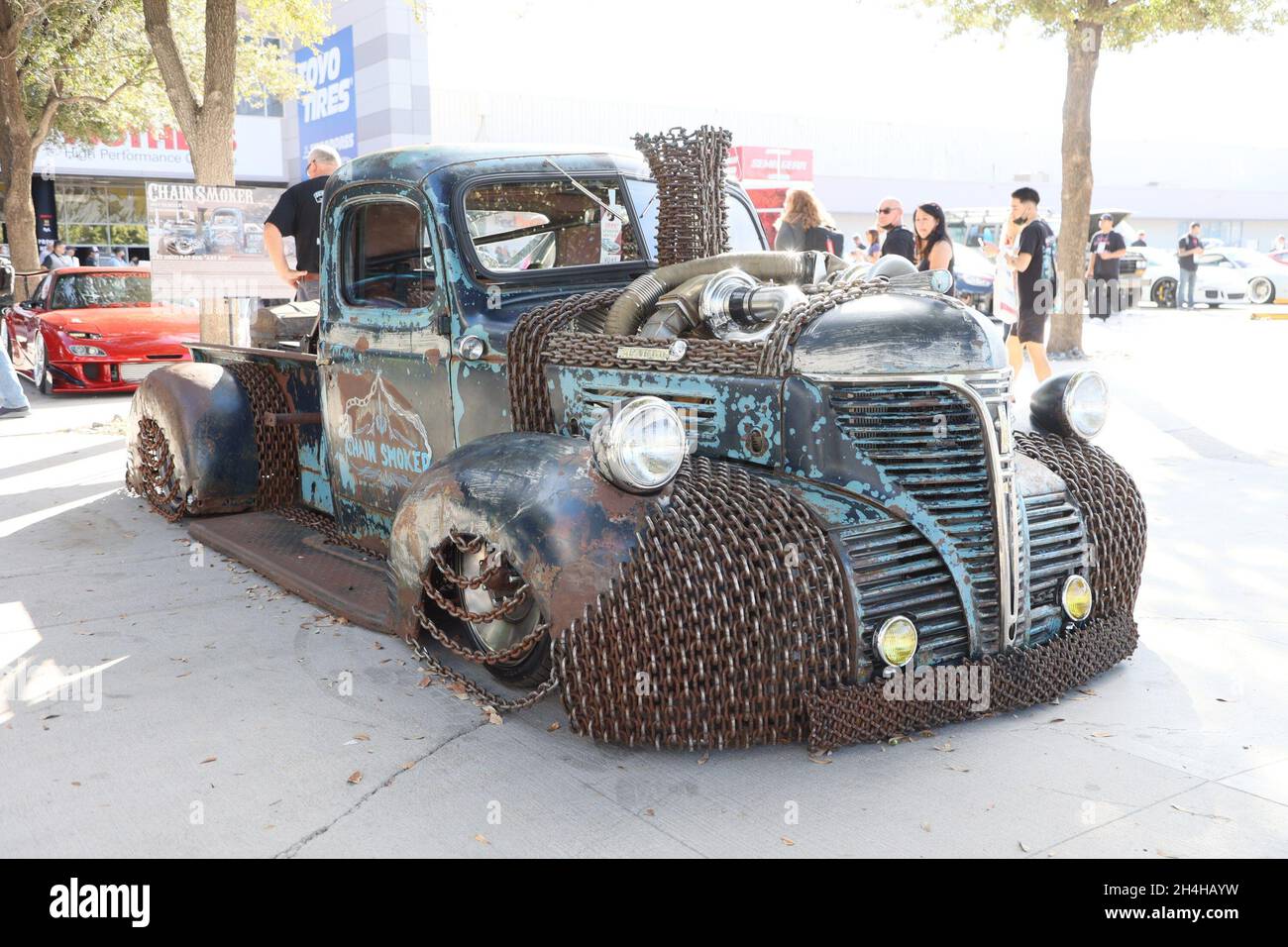 Las Vegas, NV, USA. 2nd Nov, 2021. ‘Chainsmoker' 1947 Fargo FL1, Art ...