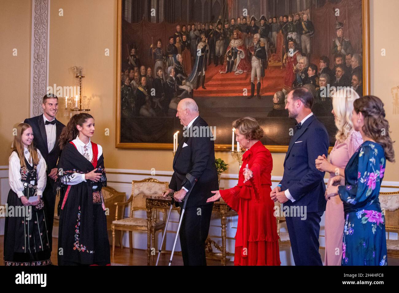 Oslo 20211102.Bjarte Myrhol (back left) and Aida Husic Dahlen (right ...