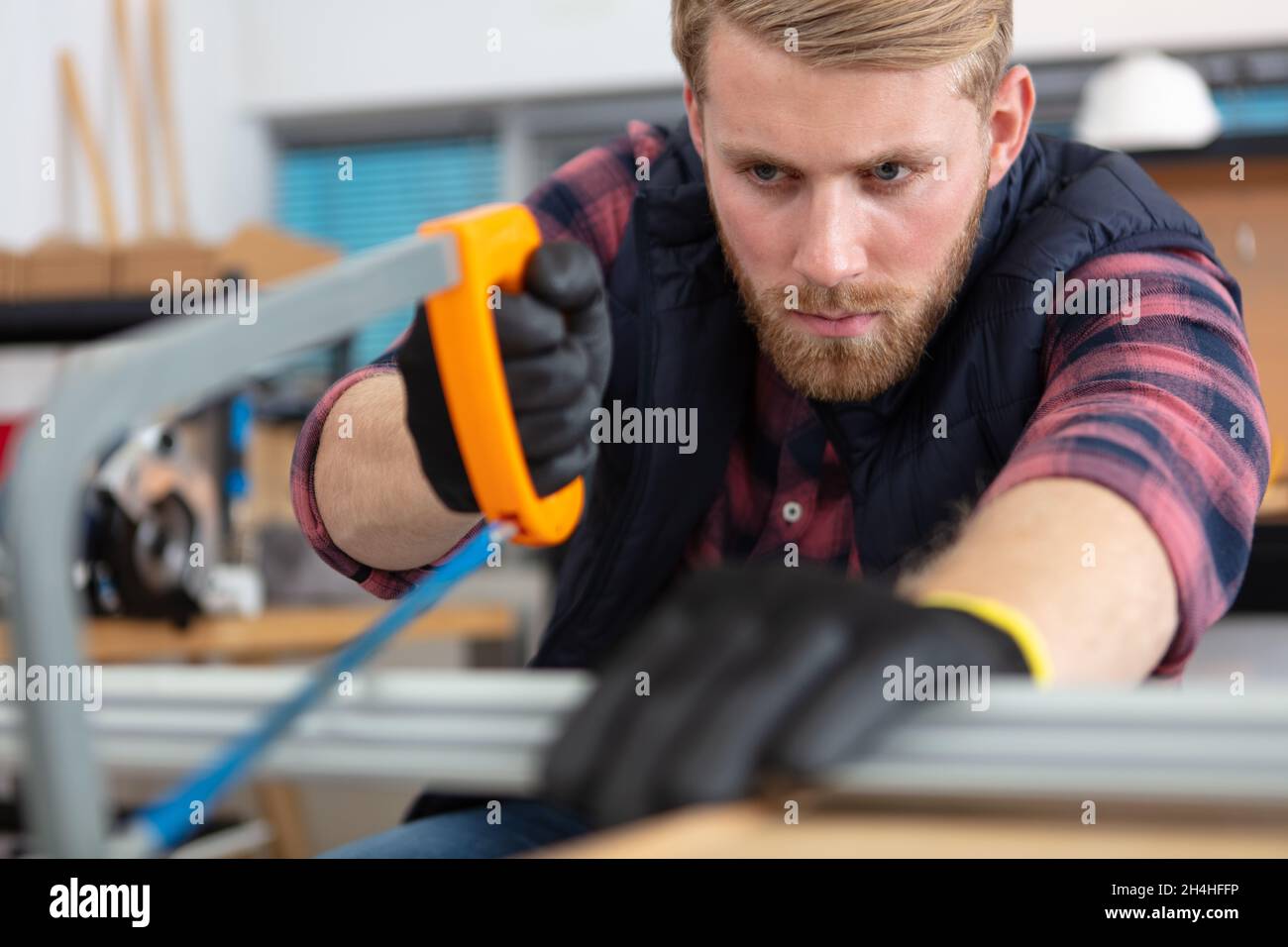 Sawing skills hi-res stock photography and images - Alamy