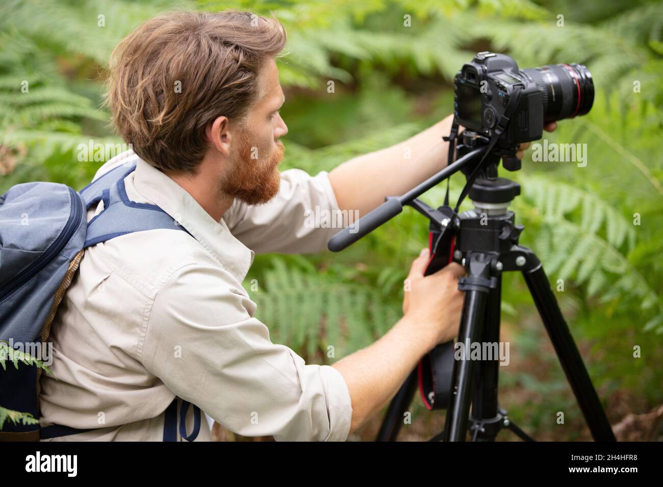 Young outdoor photographer of the year hi-res stock photography and ...