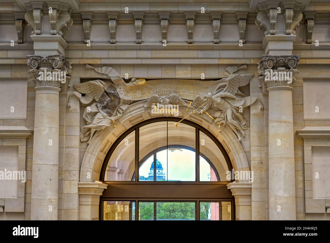 Alexander palace interior hi-res stock photography and images - Alamy