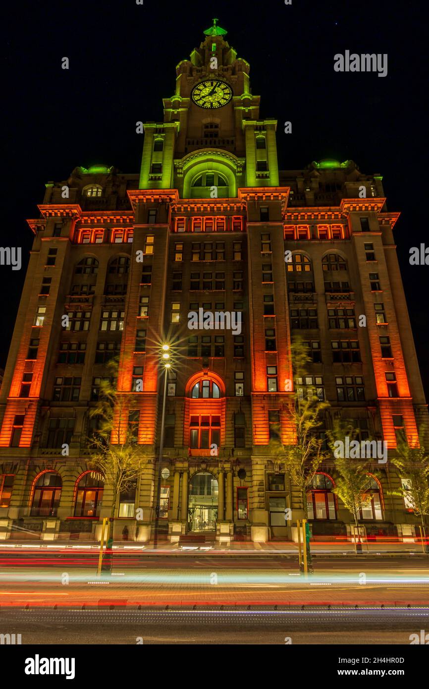 The Royal Liver Building at night Stock Photo - Alamy