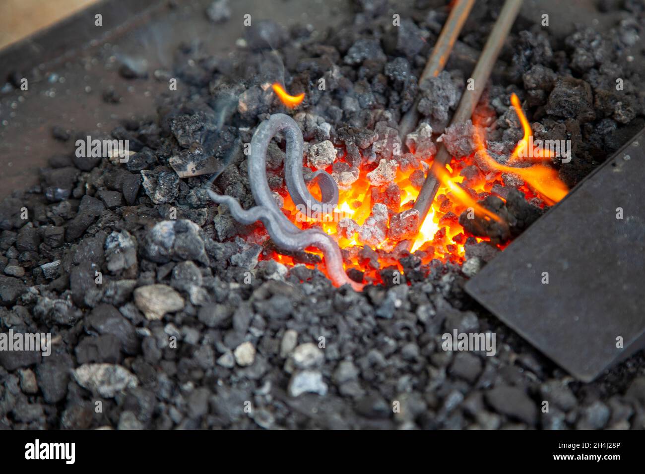 Forge fire in blacksmiths hi-res stock photography and images - Alamy
