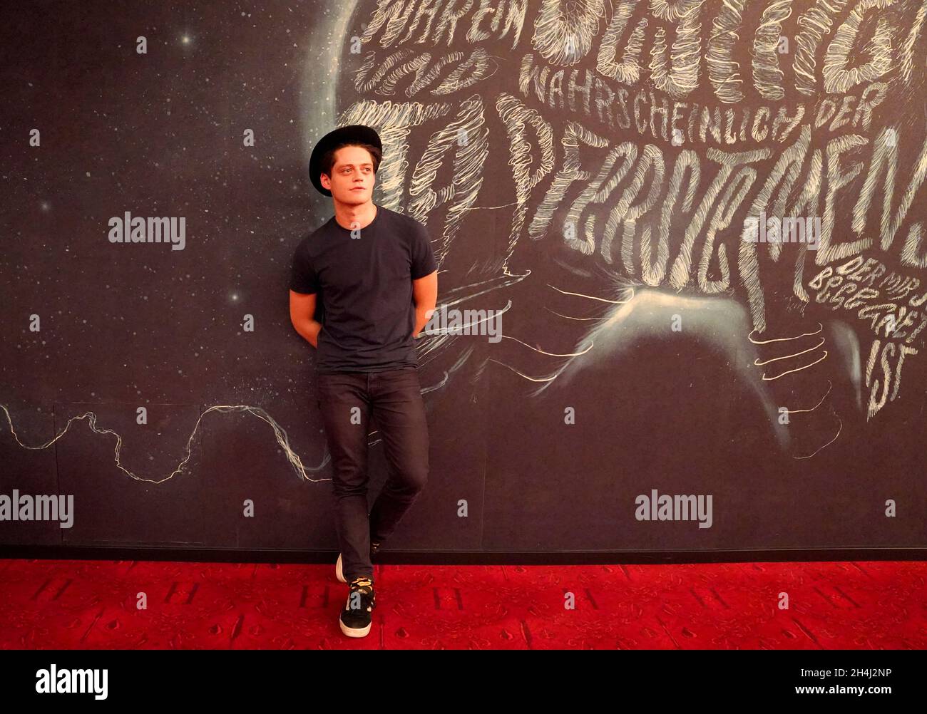 Harry marcus actor hi-res stock photography and images - Alamy