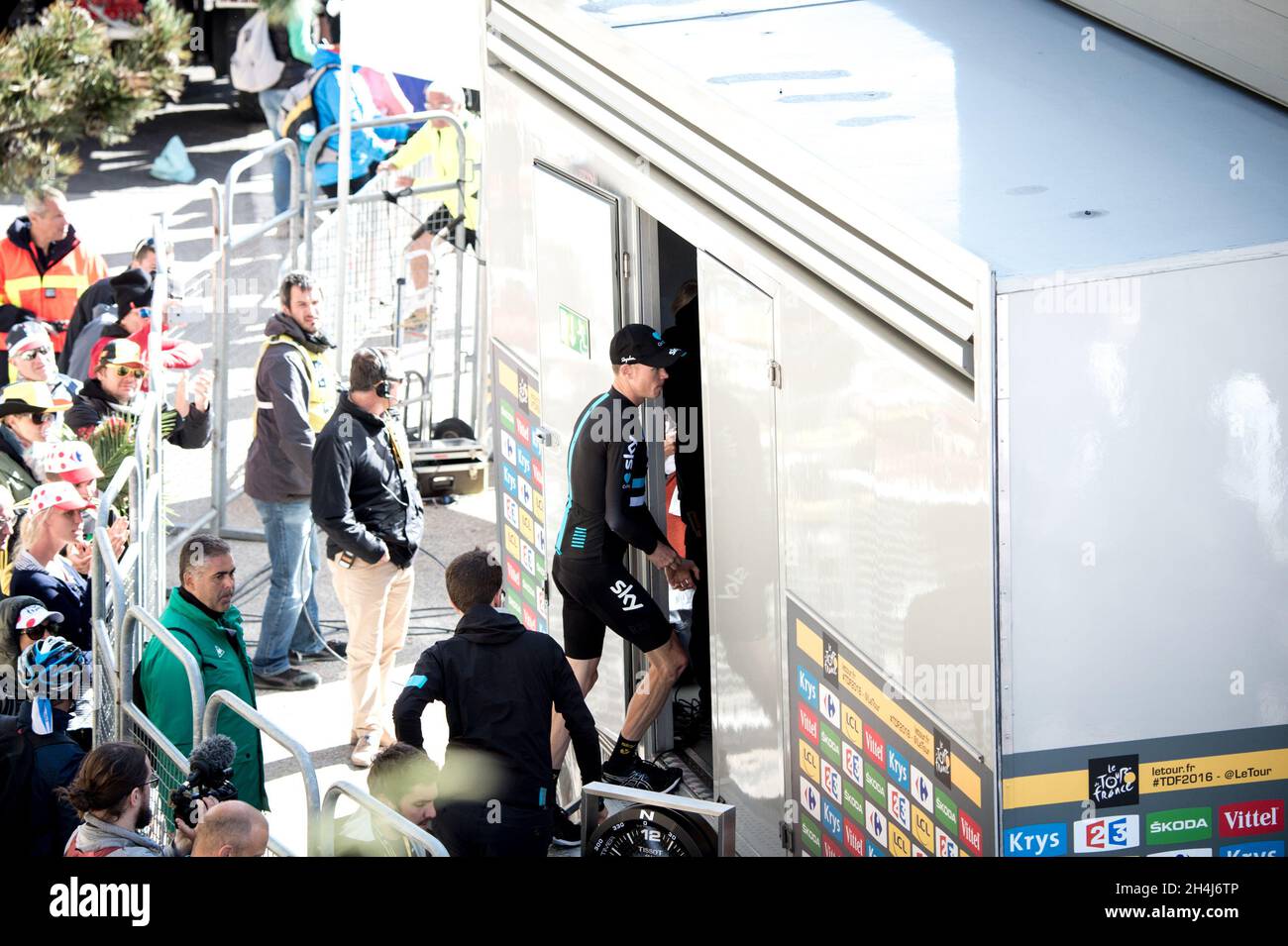14th July 2016. Tour De France Stage 12 Montpellier to Mont Ventoux ...