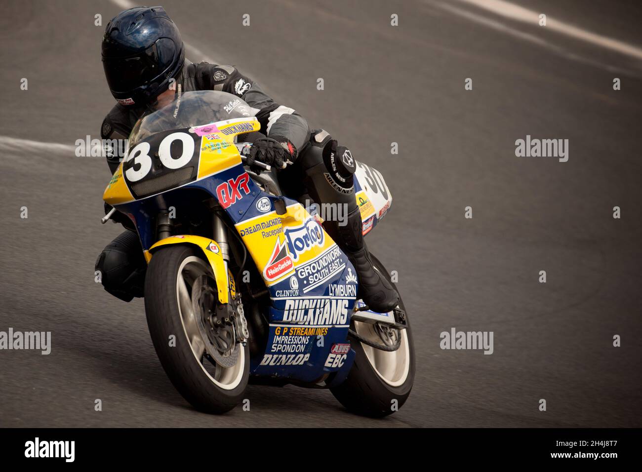 Terry Rymer riding a Duckhams QXR Norton Rotary at Mallory Park ...