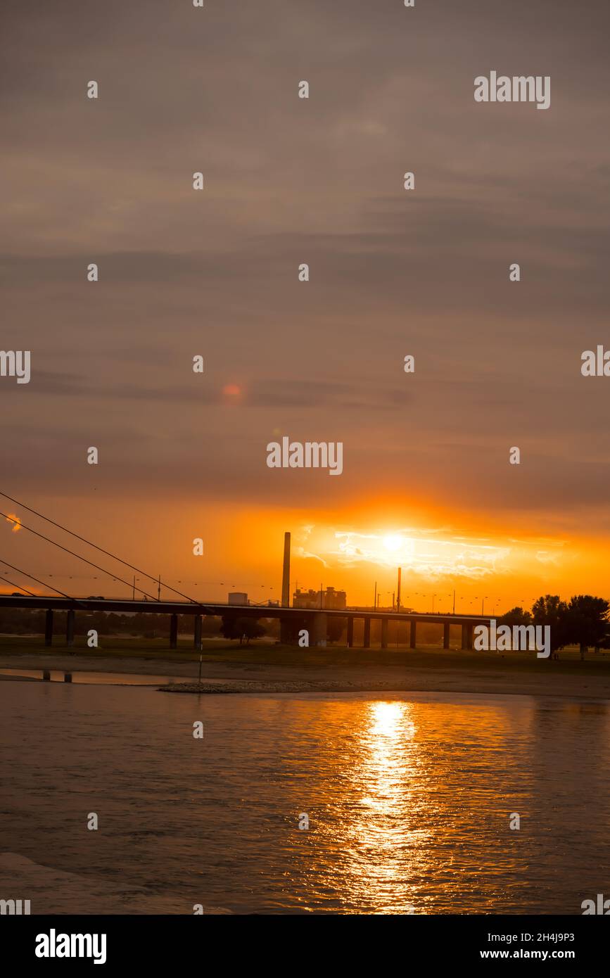 Industrial plants along river hi-res stock photography and images - Alamy