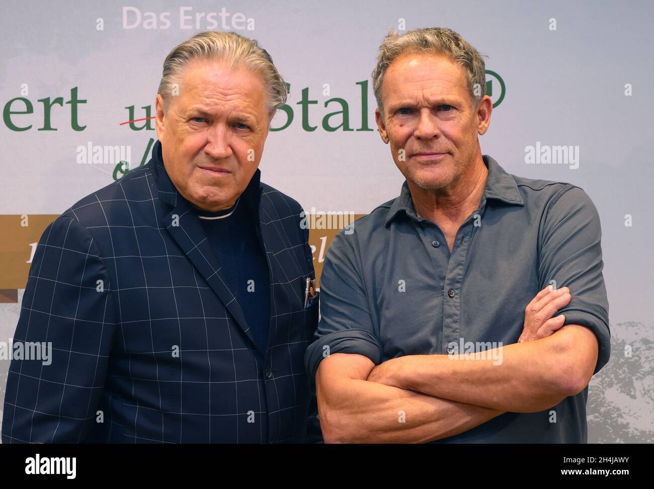 Munich, Germany. 03rd Nov, 2021. Actors Michael Brandner (l) and ...