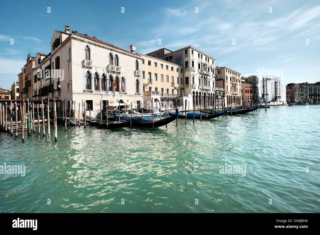 Venice, Italy. Historic houses reflects in the water, traditional ...