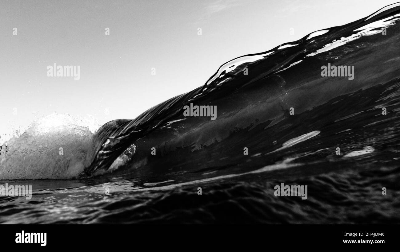 Grayscale shot of the ocean wave. Beautiful background Stock Photo - Alamy