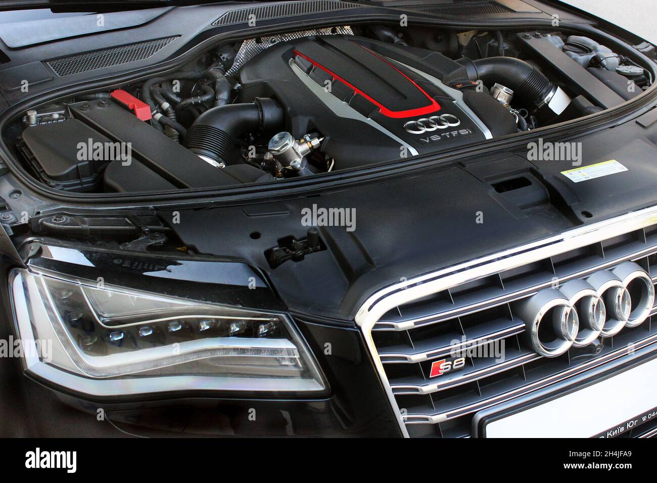 Kiev, Ukraine - April 3, 2014: Engine Audi S8 V8 TFSI Stock Photo - Alamy