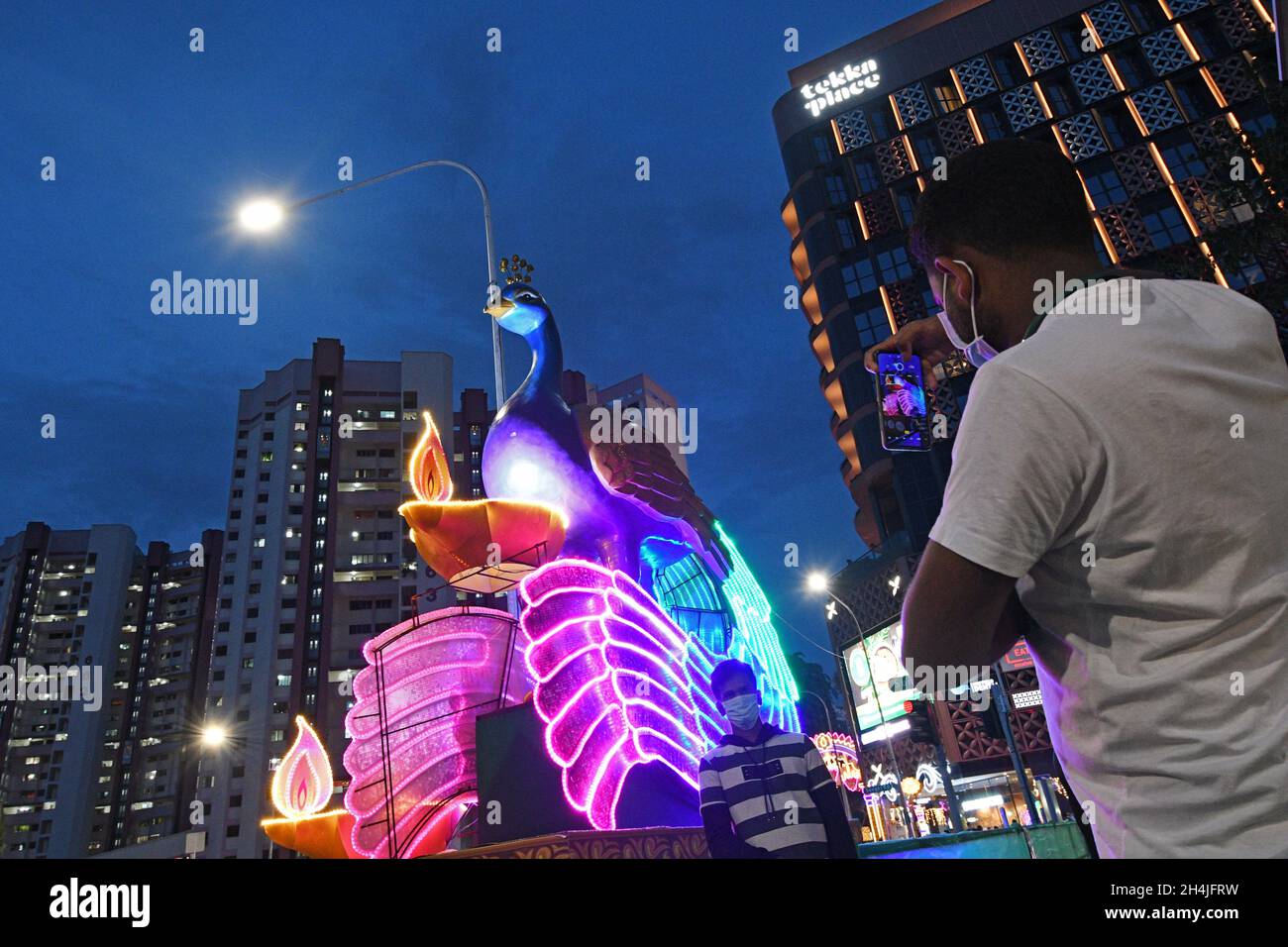 Deepavali light up hi-res stock photography and images - Alamy