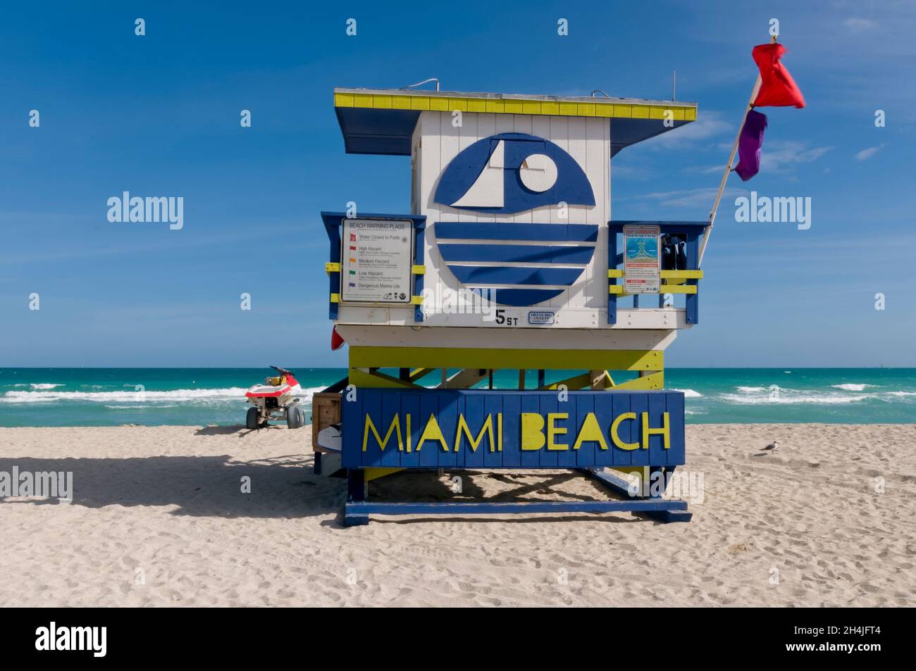 Public beach miami close up hi-res stock photography and images - Alamy