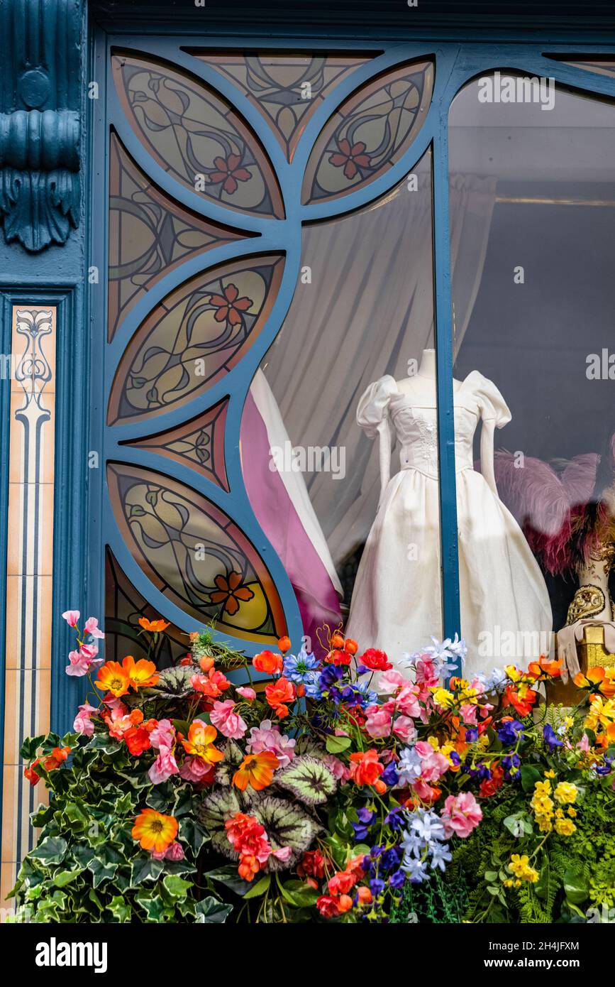 Fée marraine hi-res stock photography and images - Alamy