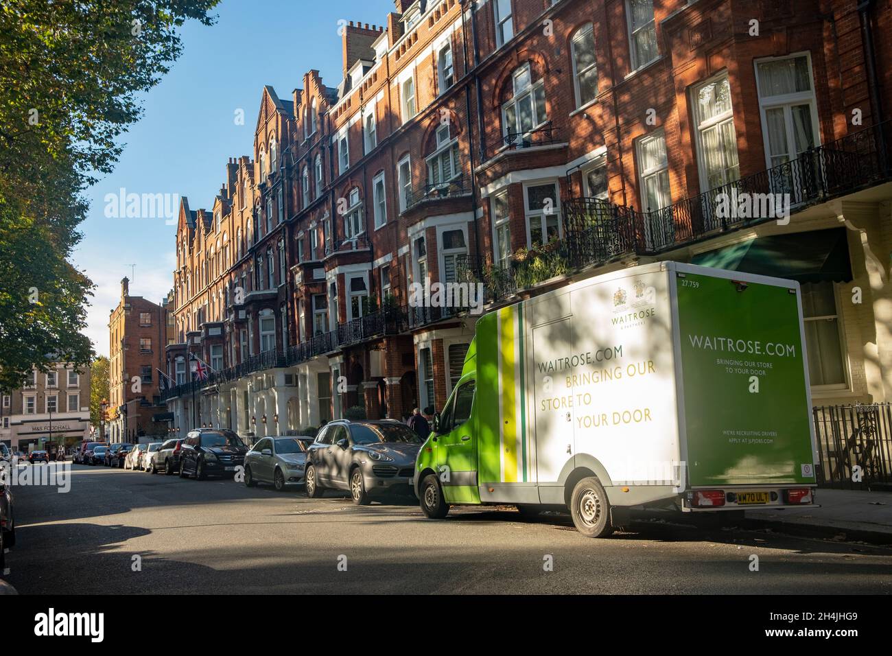Waitrose grocery delivery hi-res stock photography and images - Alamy