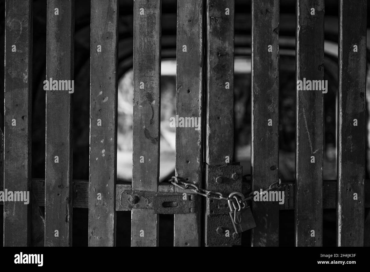 Old gates Black and White Stock Photos & Images - Alamy
