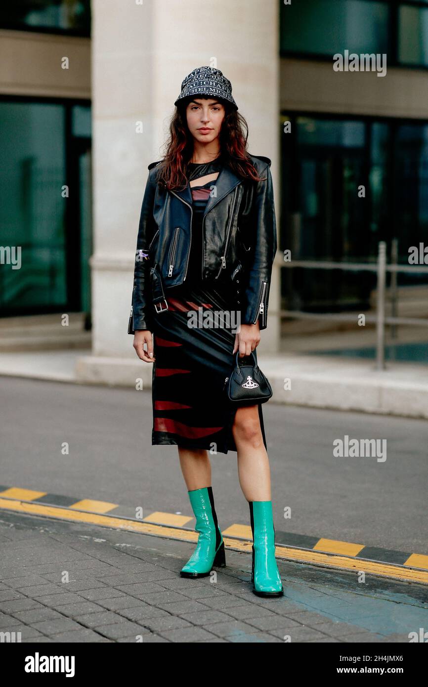 Street style, Barbara Malewicz arriving at Koche Spring Summer 2022 ...
