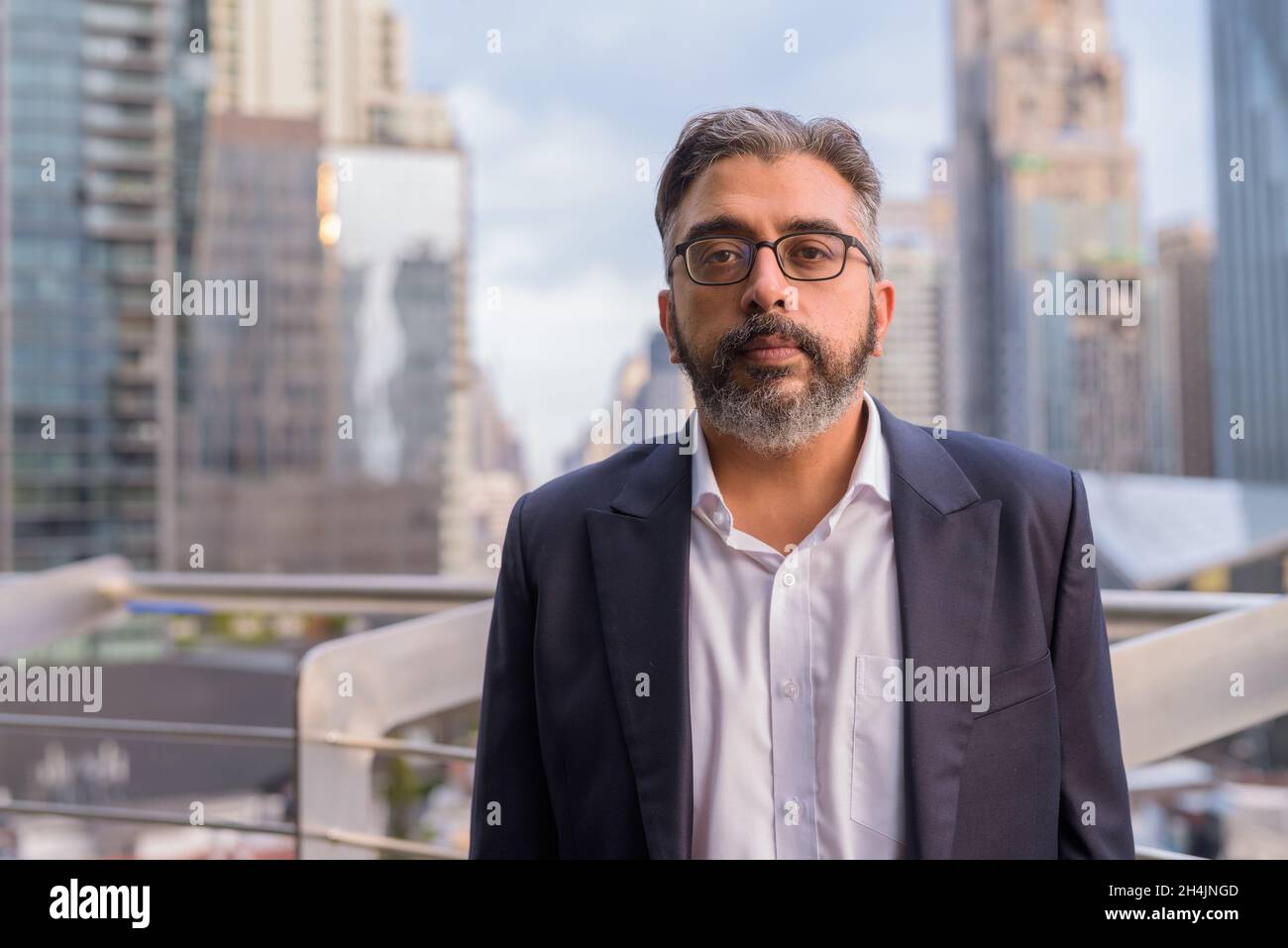 Indian work suit hi-res stock photography and images - Alamy