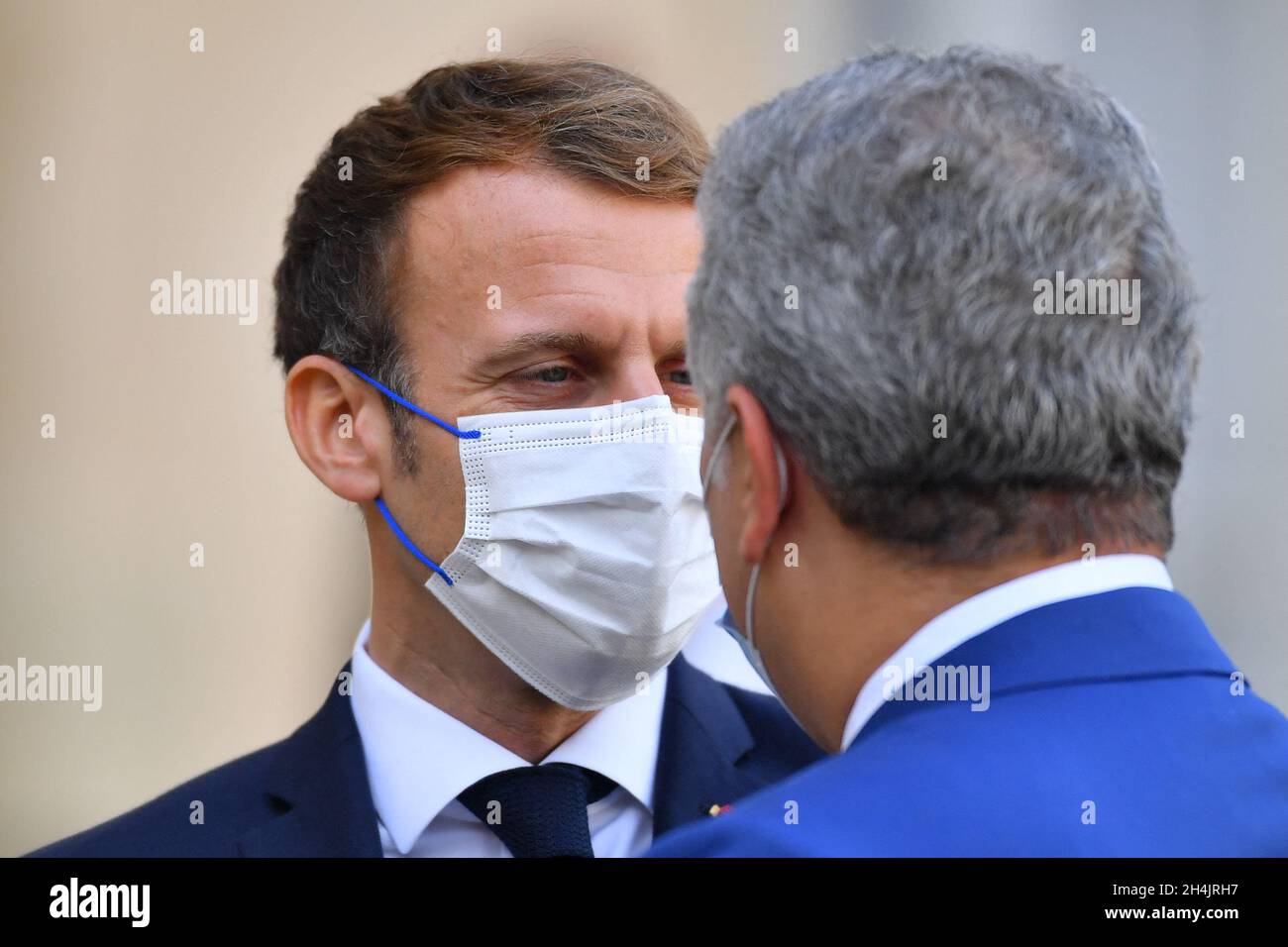France's President Emmanuel Macron welcomes Columbia's counterpart Ivan ...