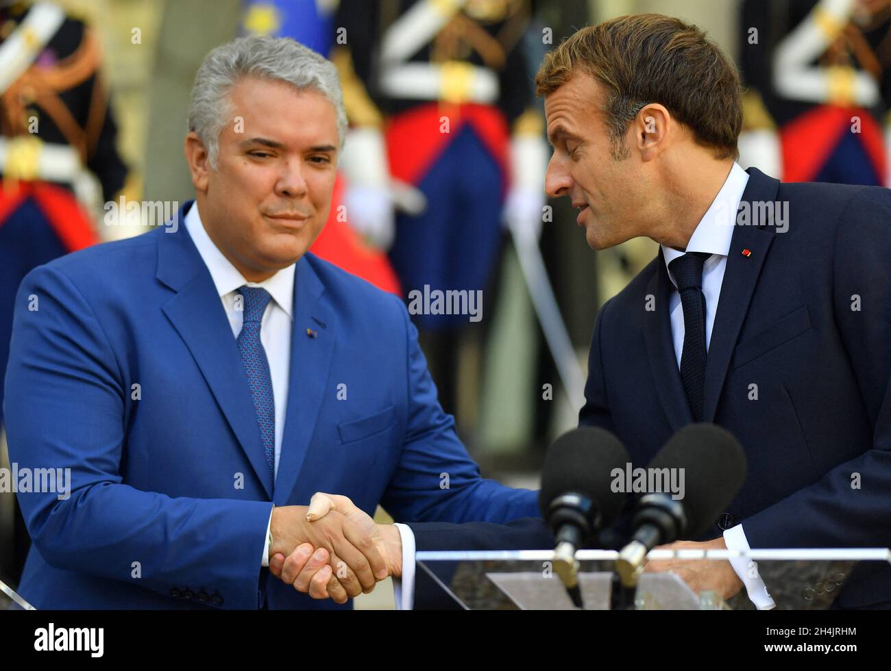 France's President Emmanuel Macron welcomes Columbia's counterpart Ivan ...