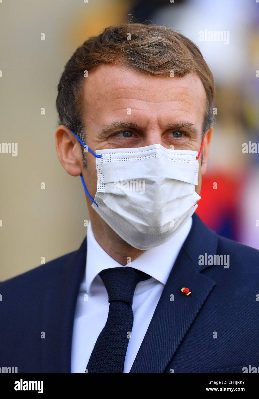 France's President Emmanuel Macron welcomes Columbia's counterpart Ivan ...