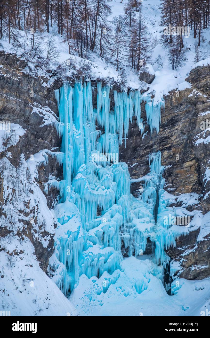 France, Hautes-Alpes, Champsaur, valley of Champol?on, village of the ...