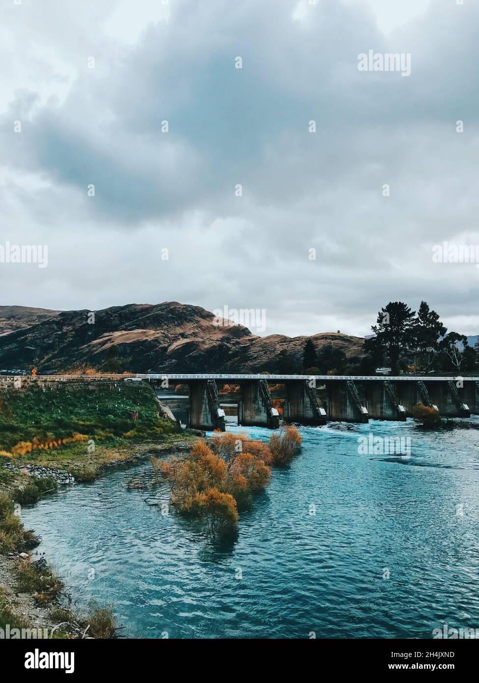 The falls of the kawarau hi-res stock photography and images - Alamy