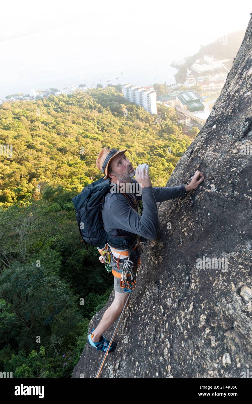 Brazil, Rio de Janeiro, climbing on Sugar Loaf, Italians route, Erwan ...