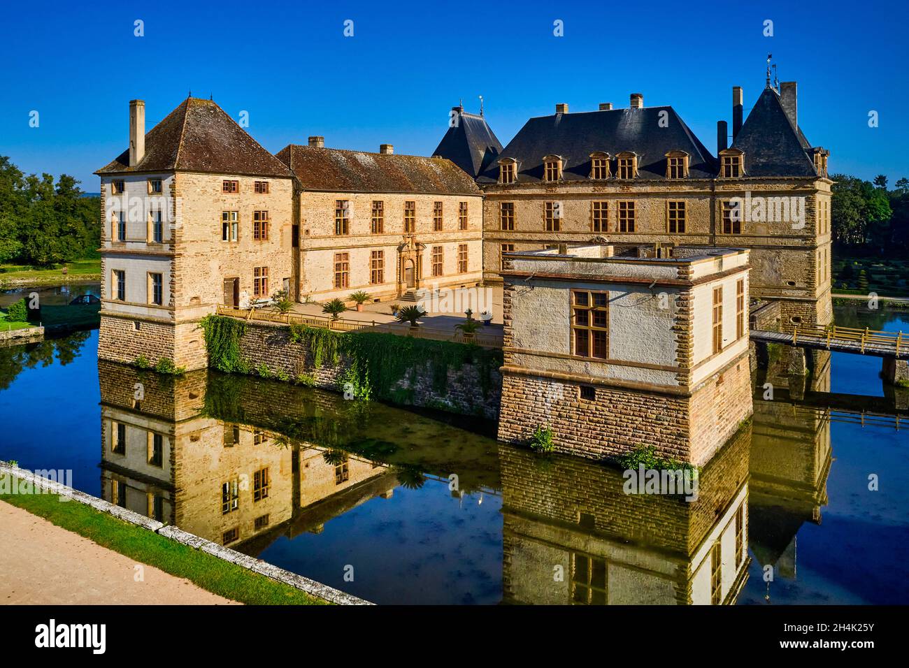 Cormatin castle hi-res stock photography and images - Alamy