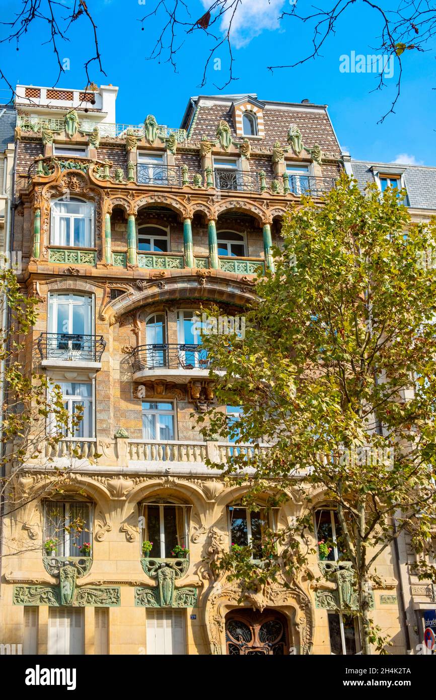 Rapp paris hi-res stock photography and images - Alamy