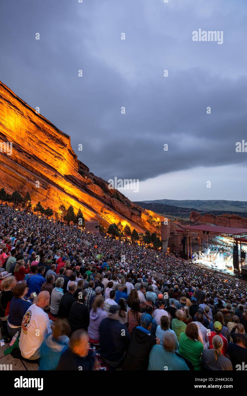 Red rocks amphitheatre concerts hi-res stock photography and images - Alamy