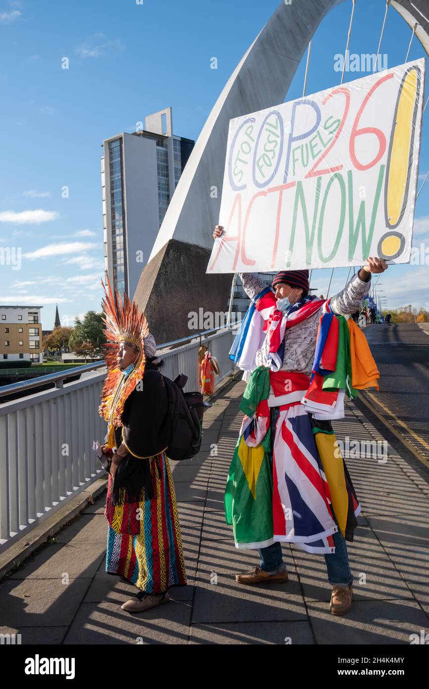 Glasgow, Scotland, UK. 3rd November 2021: Chief Ninawa Huni Kui outside ...