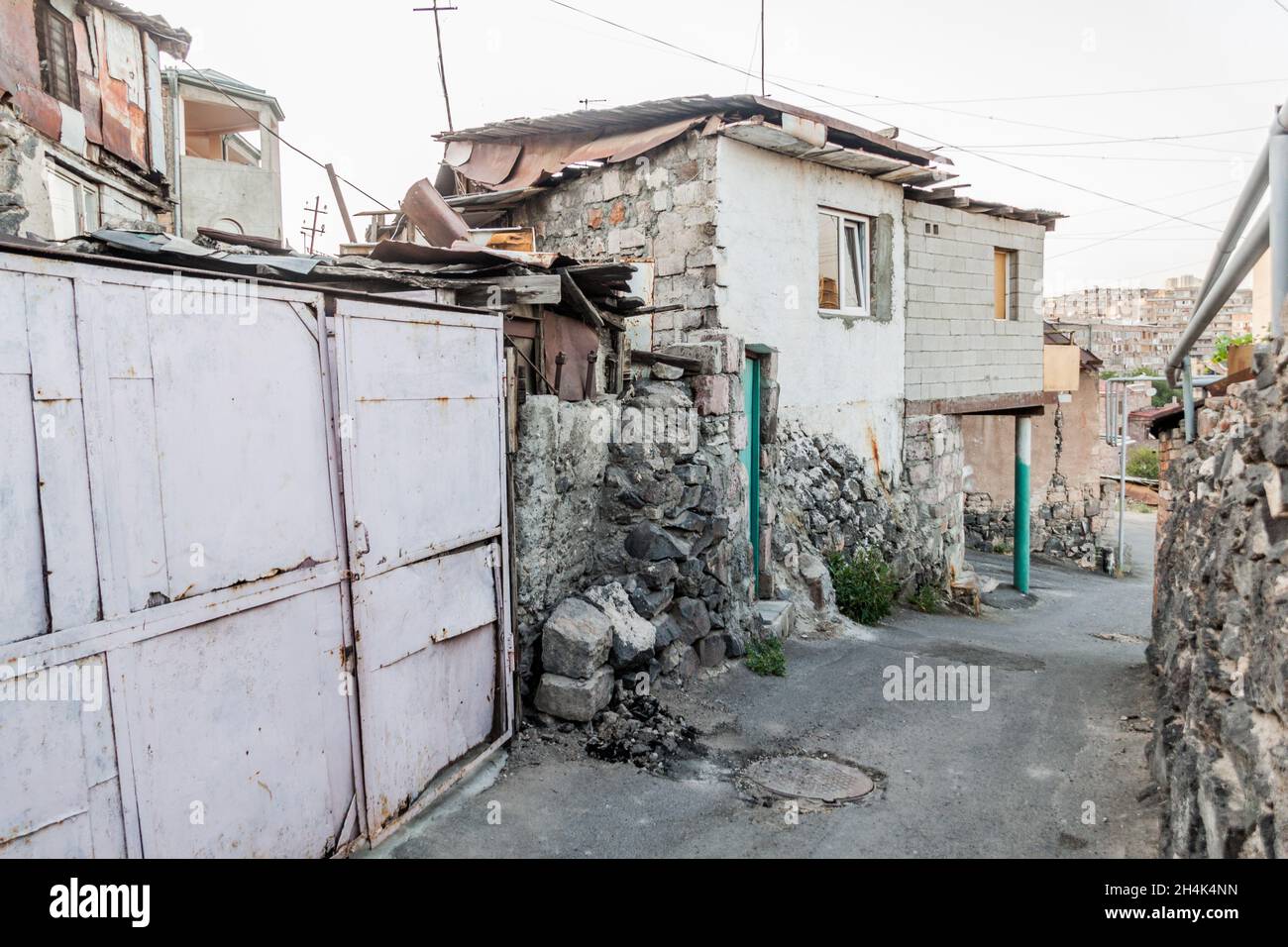 Housing neigborhood hi-res stock photography and images - Alamy