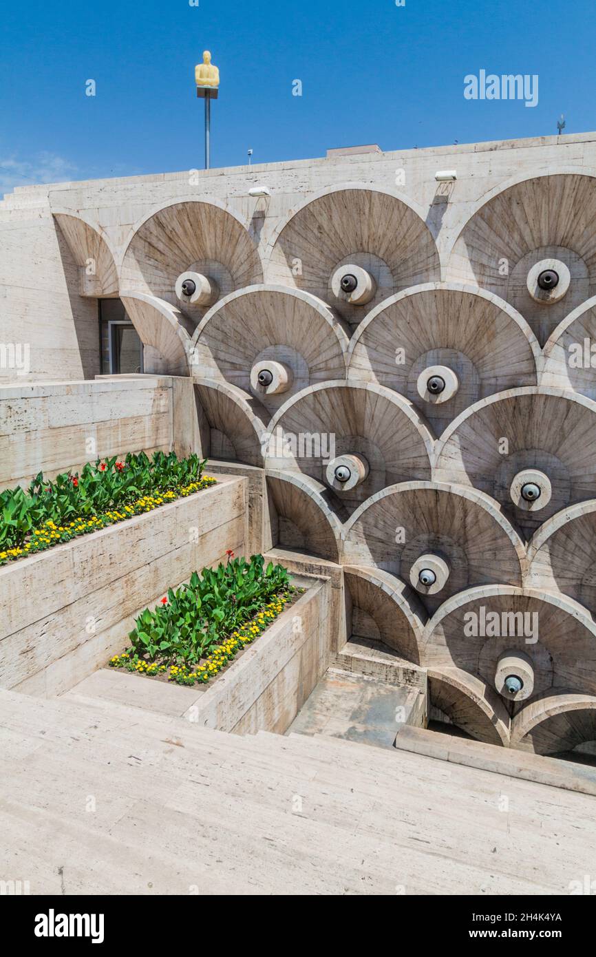View of Cascade complex in Yerevan, Armenia Stock Photo - Alamy
