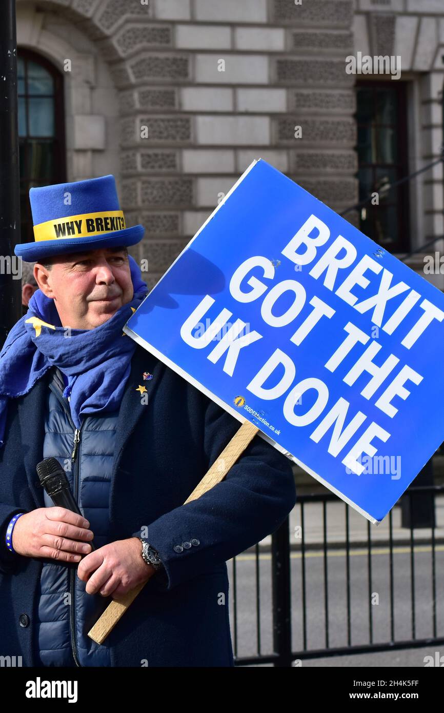 London, UK. 03rd Nov, 2021. Steve Bray seen holding a placard ...