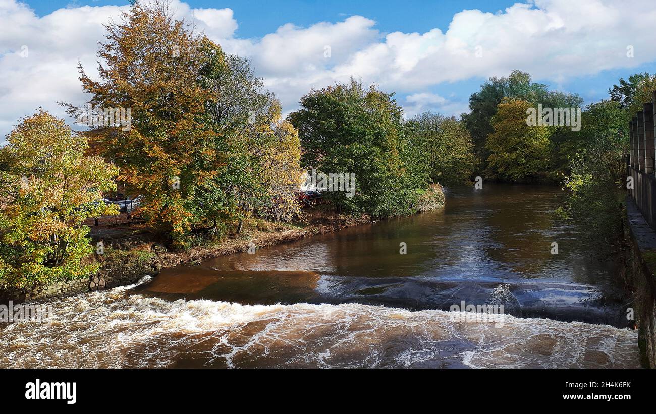 The River Calder as it runs through East Lancashire in Padiham.This ...