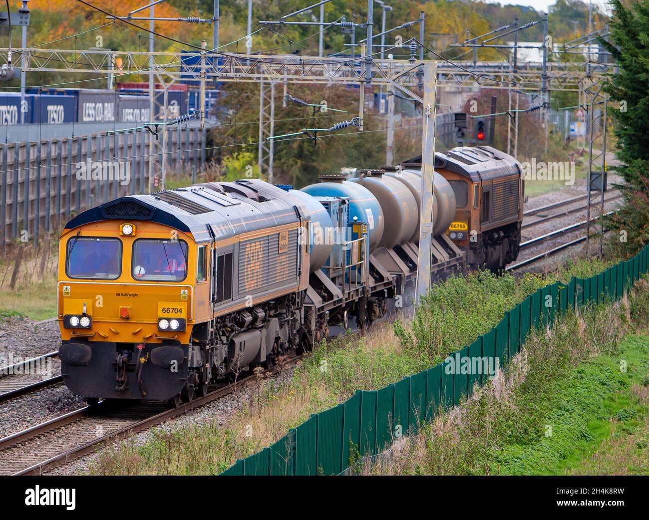GB Railfreight Class 66's 66795 and 66704 pulling RHTT past DIRFT Stock ...