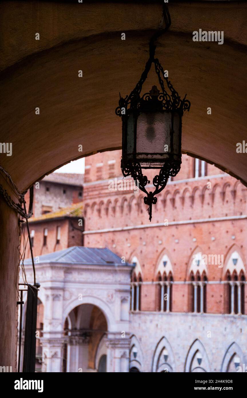 Entrance to Piazza del Campo, town hall Palazzo Pubblico and Gothic ...
