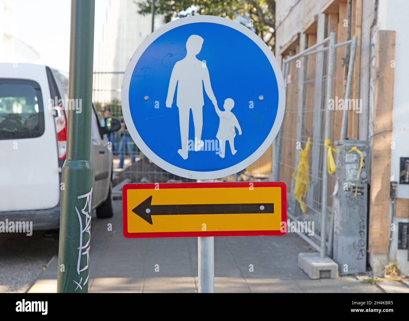 Go Left Sign High Resolution Stock Photography and Images - Alamy