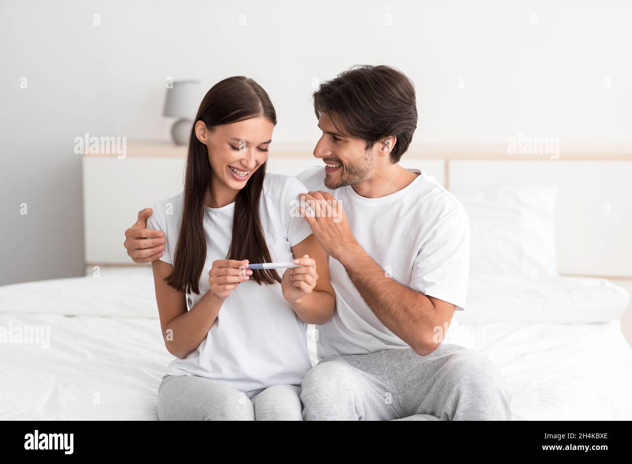 Expectat hi-res stock photography and images - Alamy