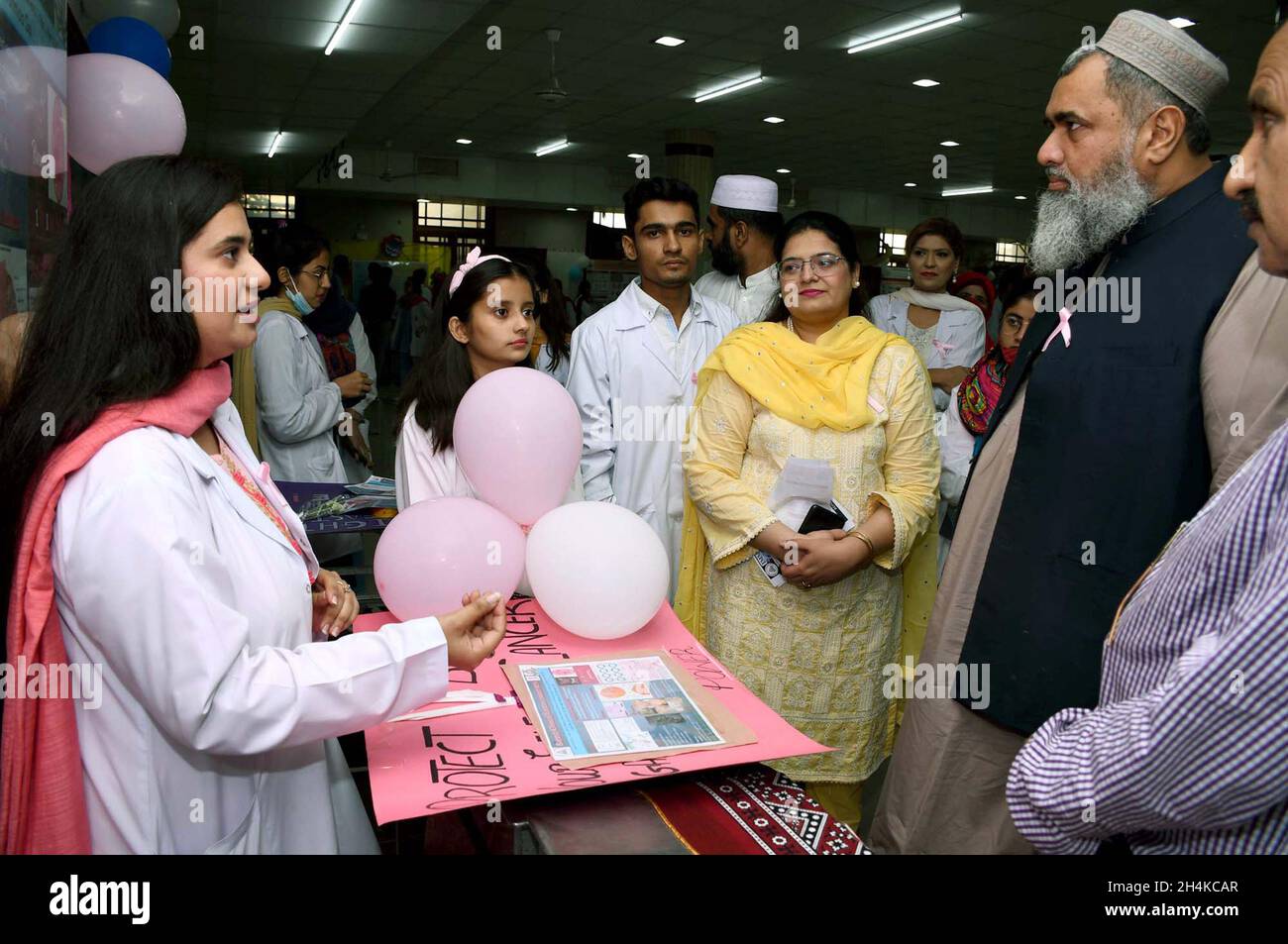 Visitors take keen interest at stall during Science Poster and Painting ...