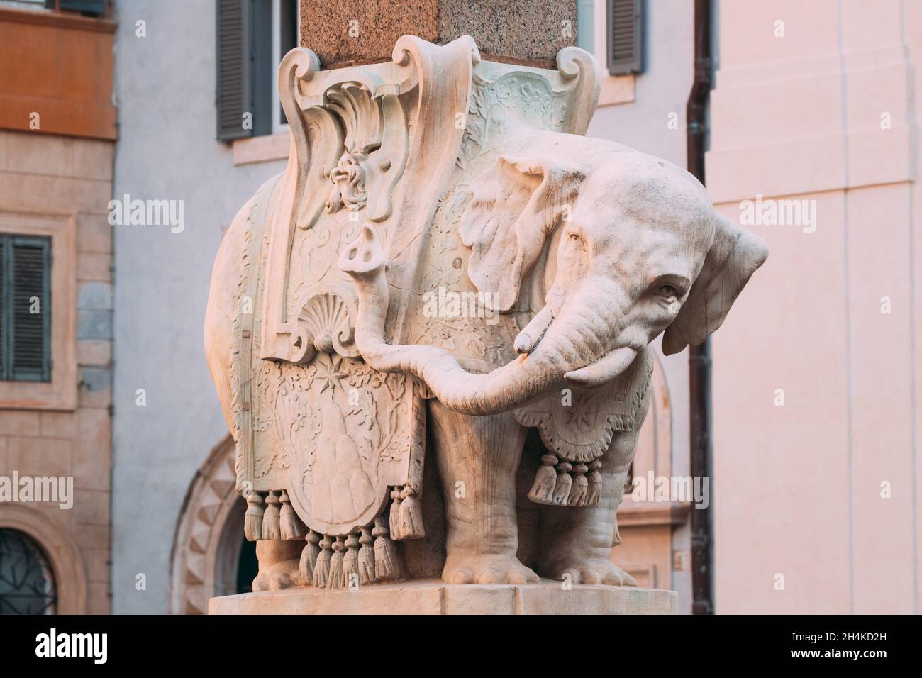Piazza della minerva and elephant statue hi-res stock photography and ...
