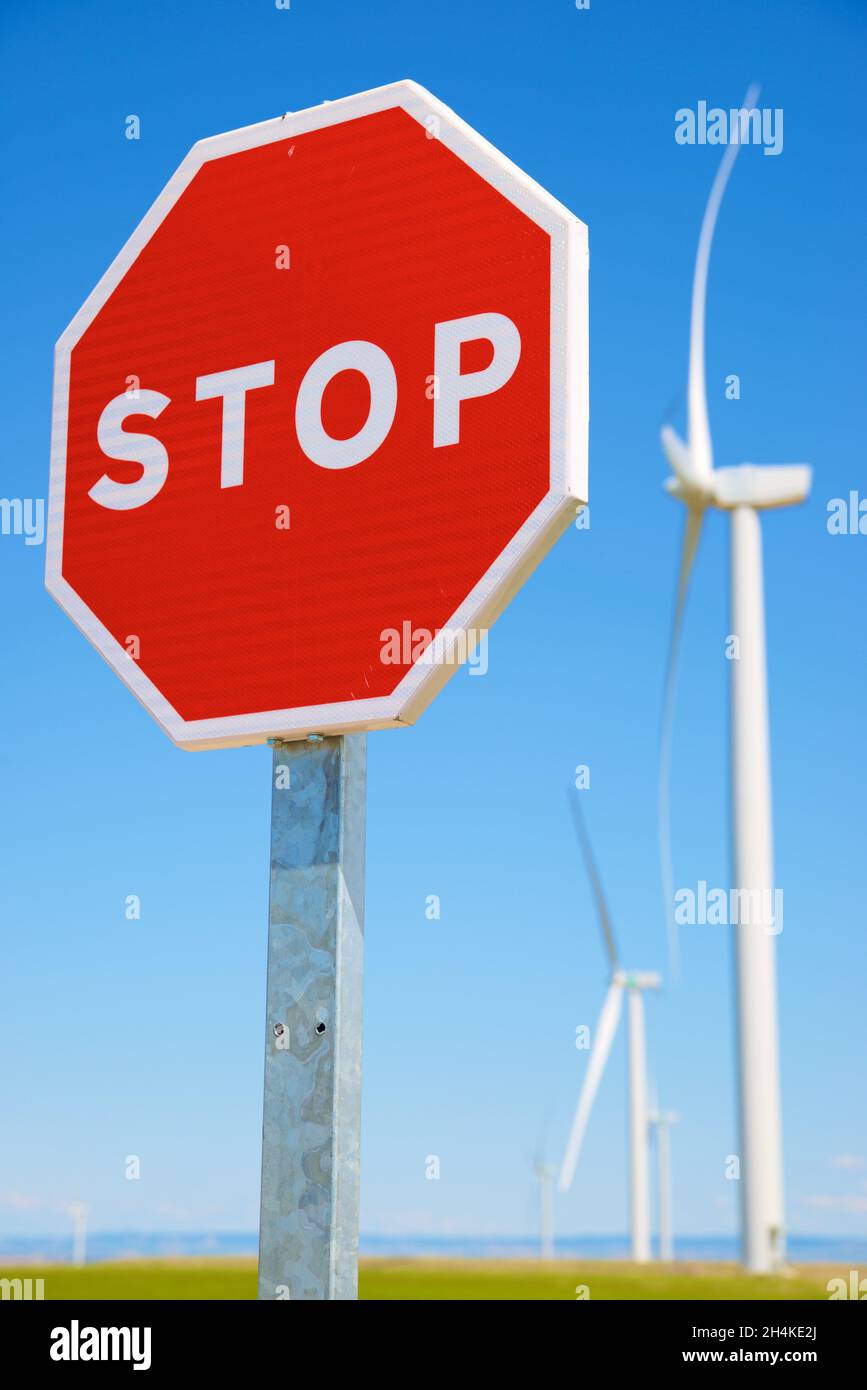 Production stop hi-res stock photography and images - Alamy