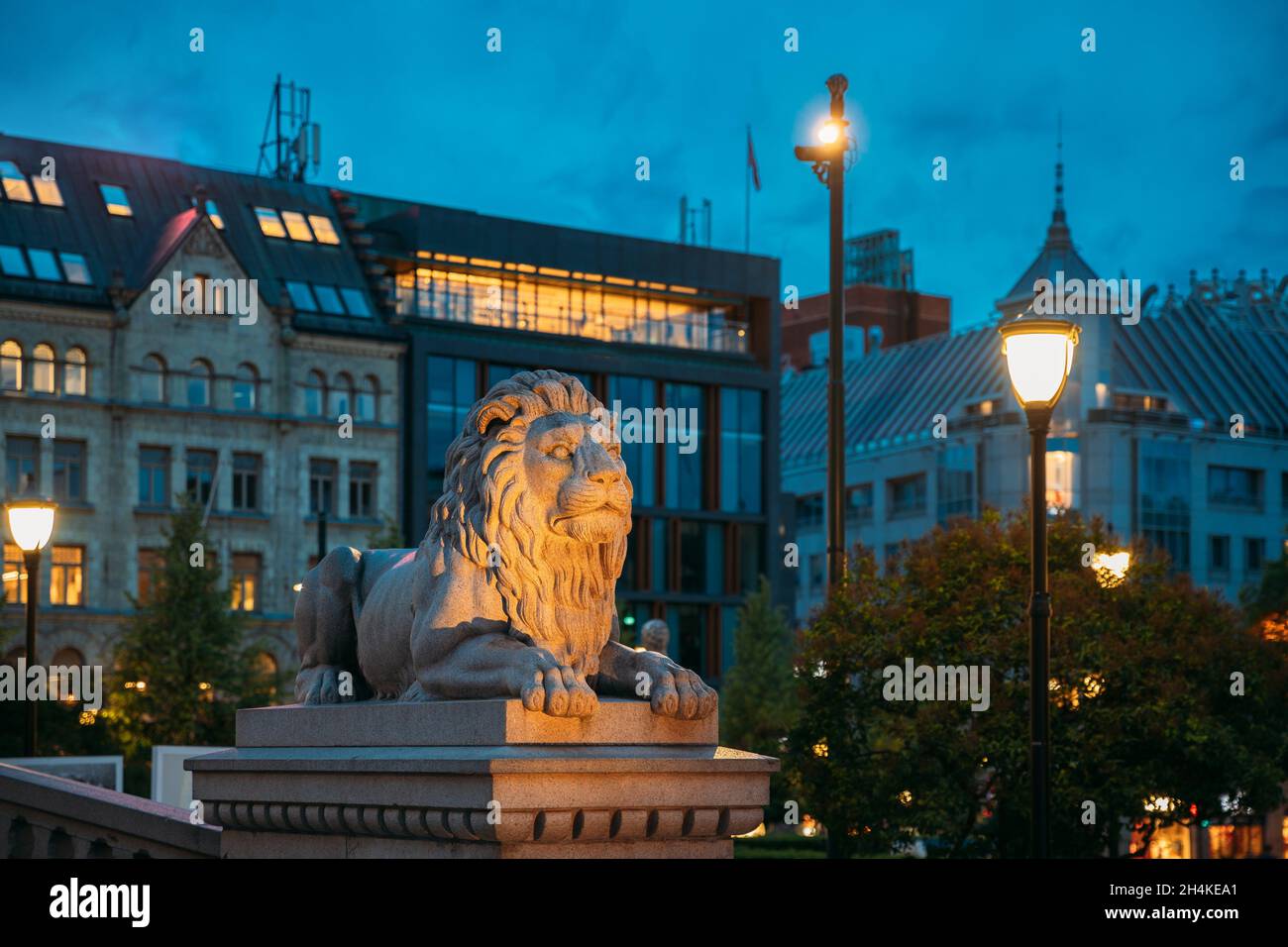 Statue karl johans gate hi-res stock photography and images - Alamy