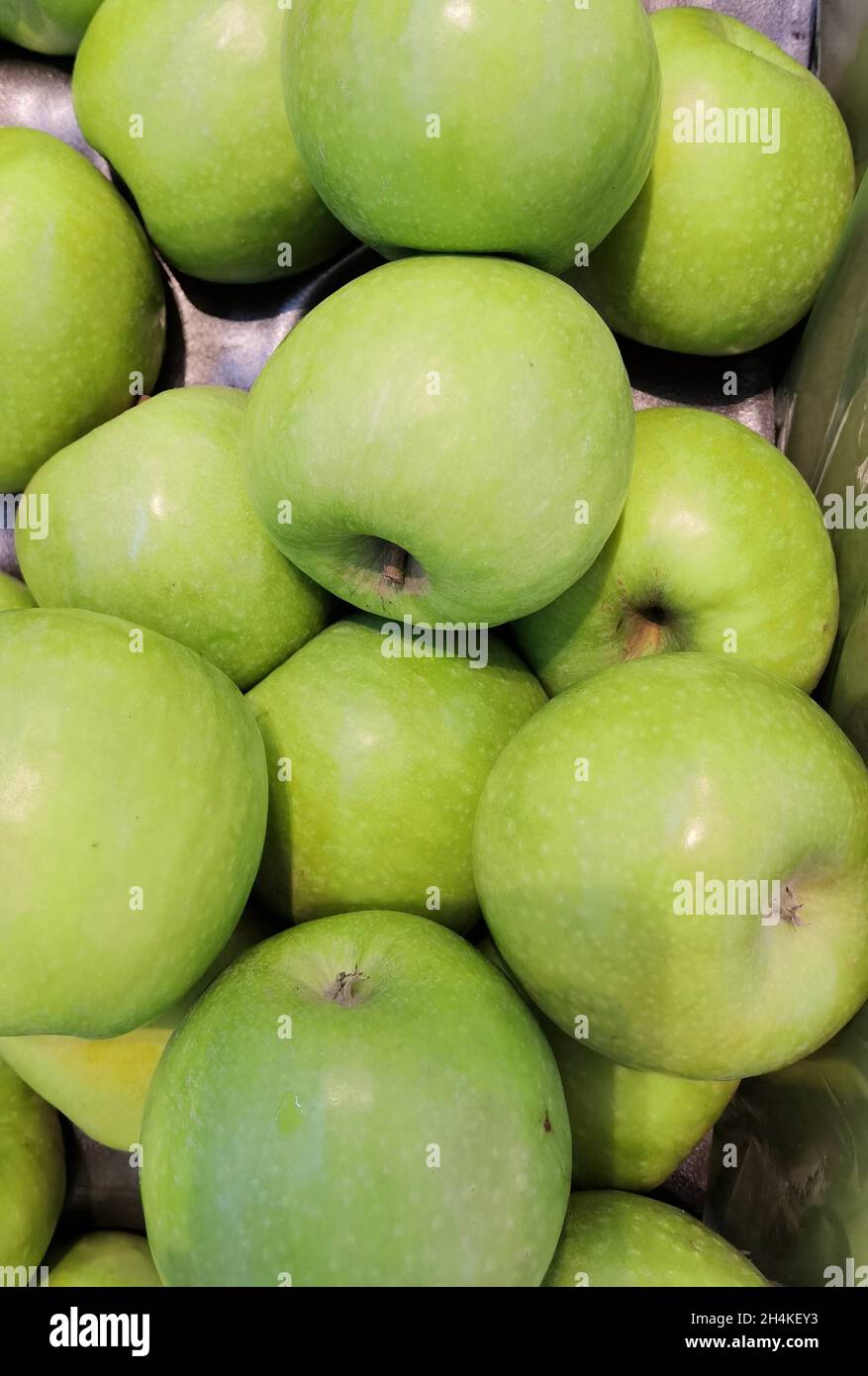 Green ones hi-res stock photography and images - Alamy