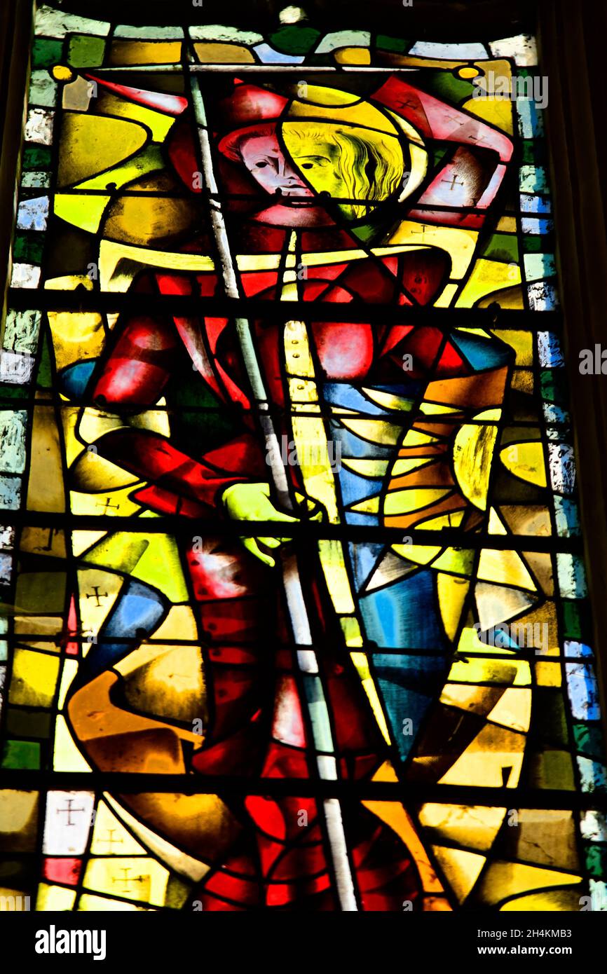 French chateau window hi-res stock photography and images - Alamy