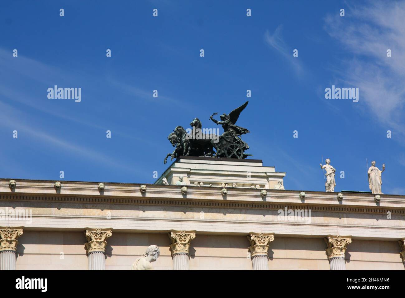 Austrian Parliament building Stock Photo - Alamy