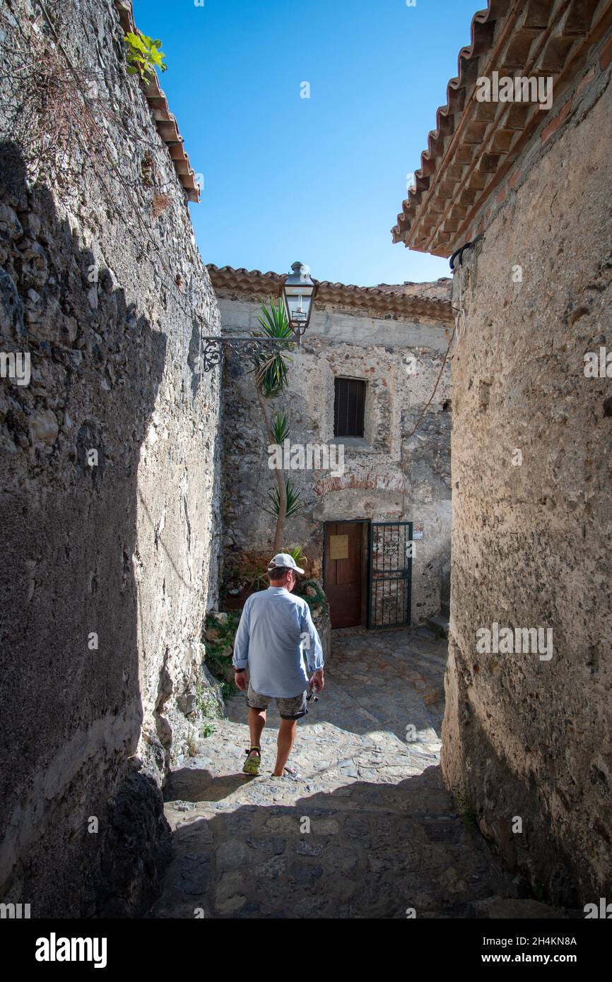 Old town scalea calabria italy hi-res stock photography and images - Alamy