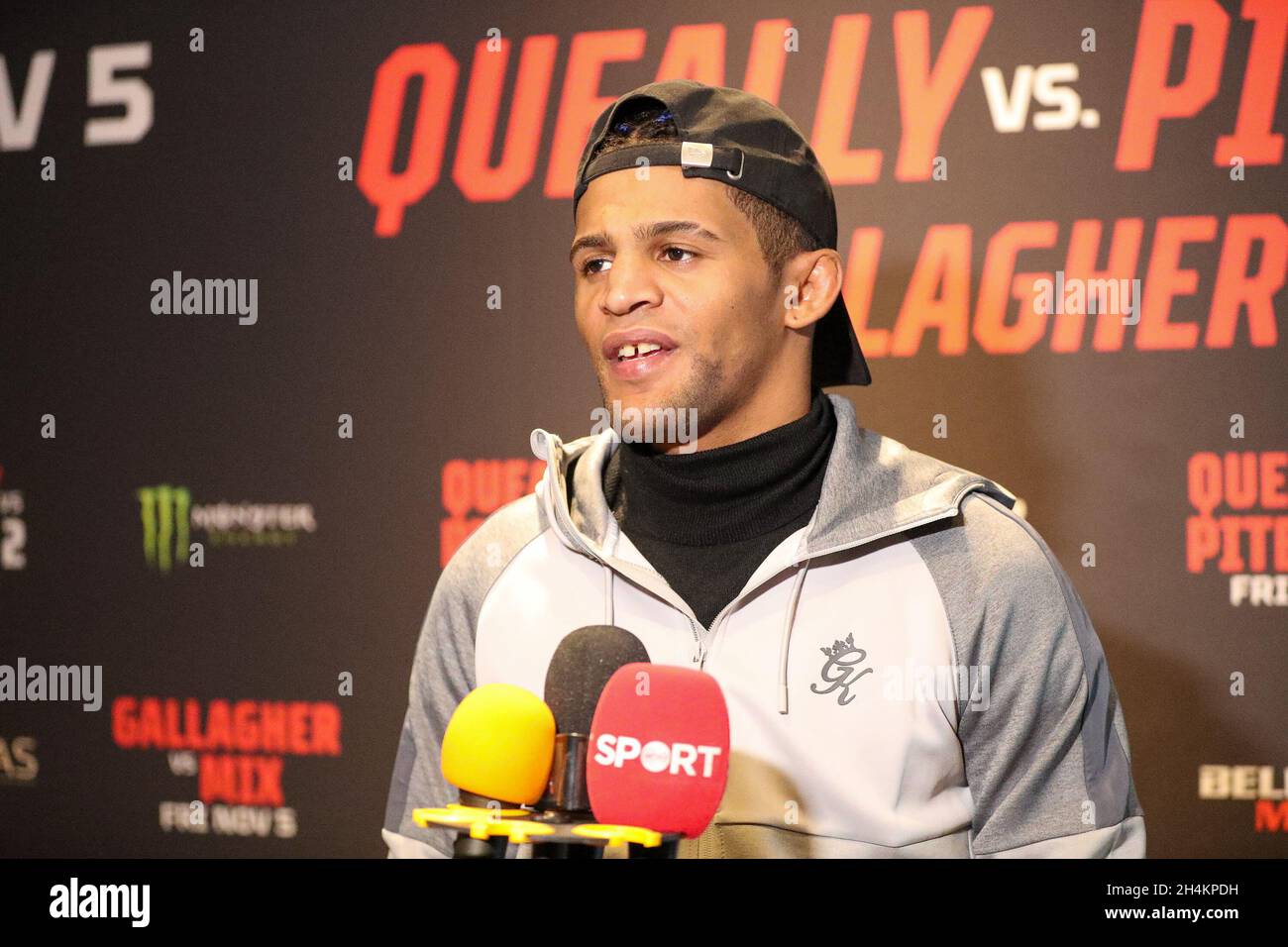 Patchy mix hi-res stock photography and images - Alamy